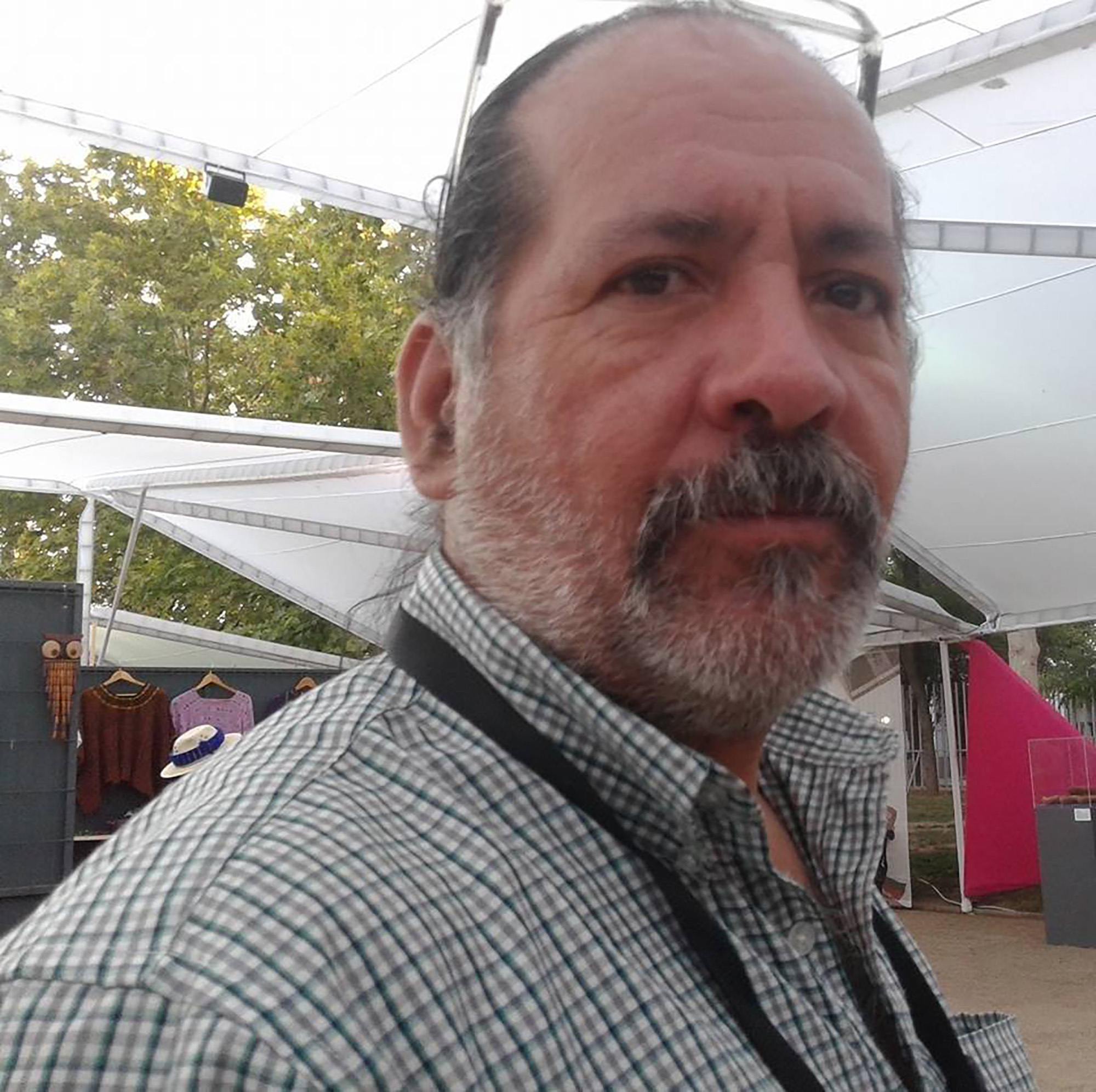 Alejandro Antonio Herrera Valenzuela – Artesania UC