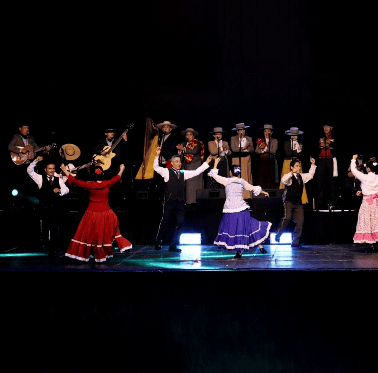 Presentación Musical: Cantos y bailes de Chile – Artesania UC